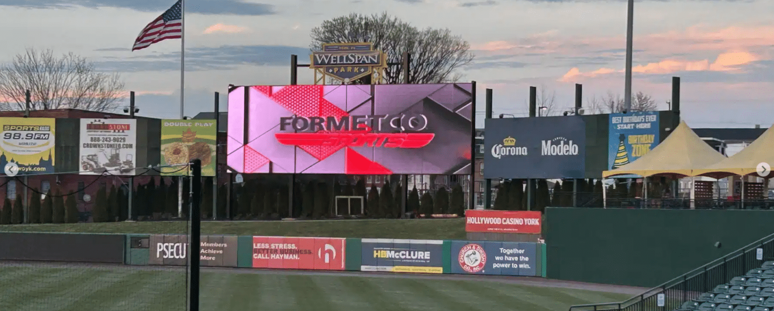 Maximize ROI with Digital Scoreboard Advertising